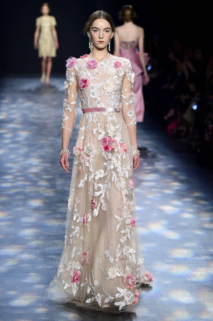 Marchesa Fall 2016 in New York | SENATUS