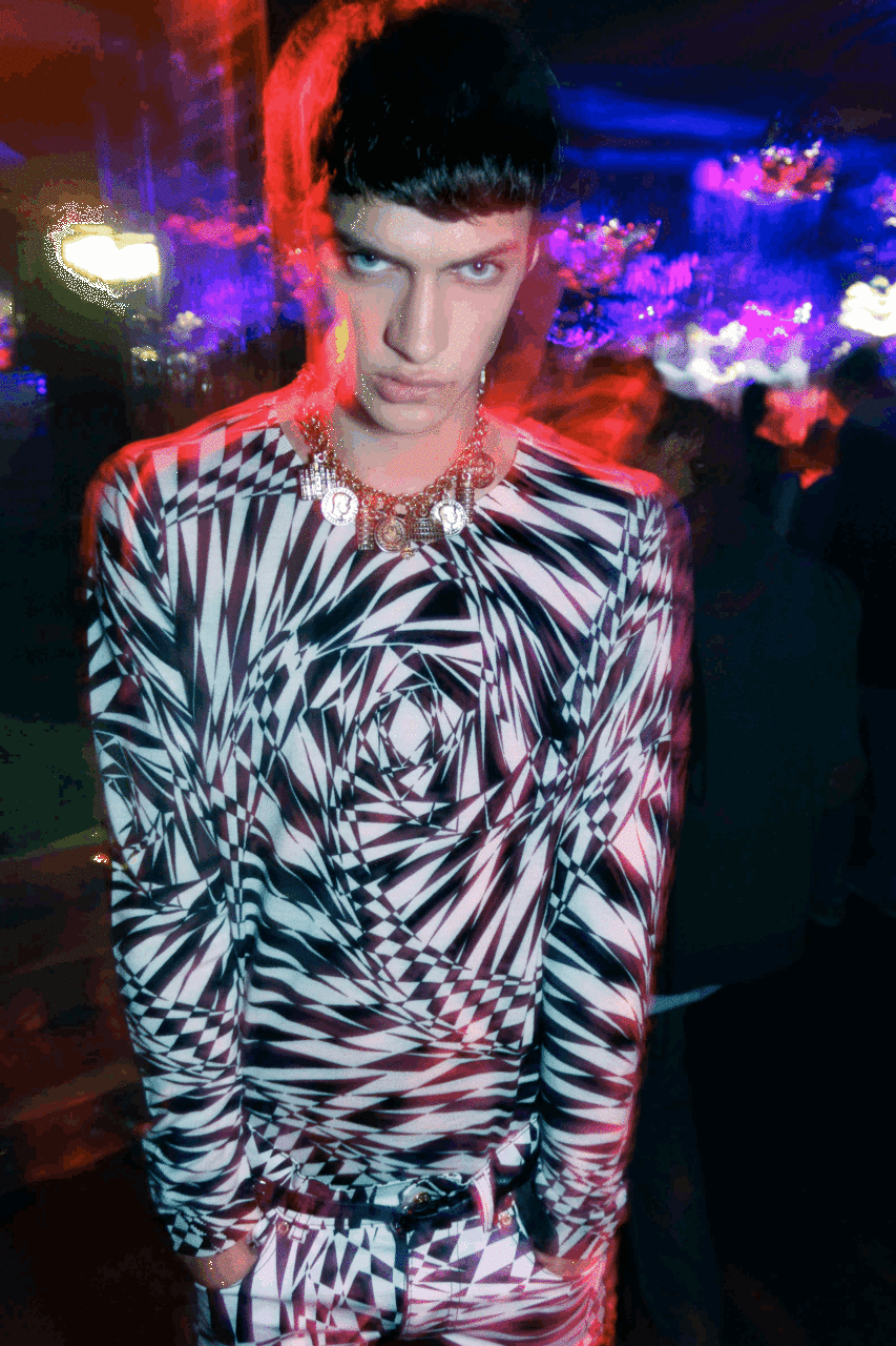 Matthew Bell in Versace for H&M by Riccardo Slavik | SENATUS