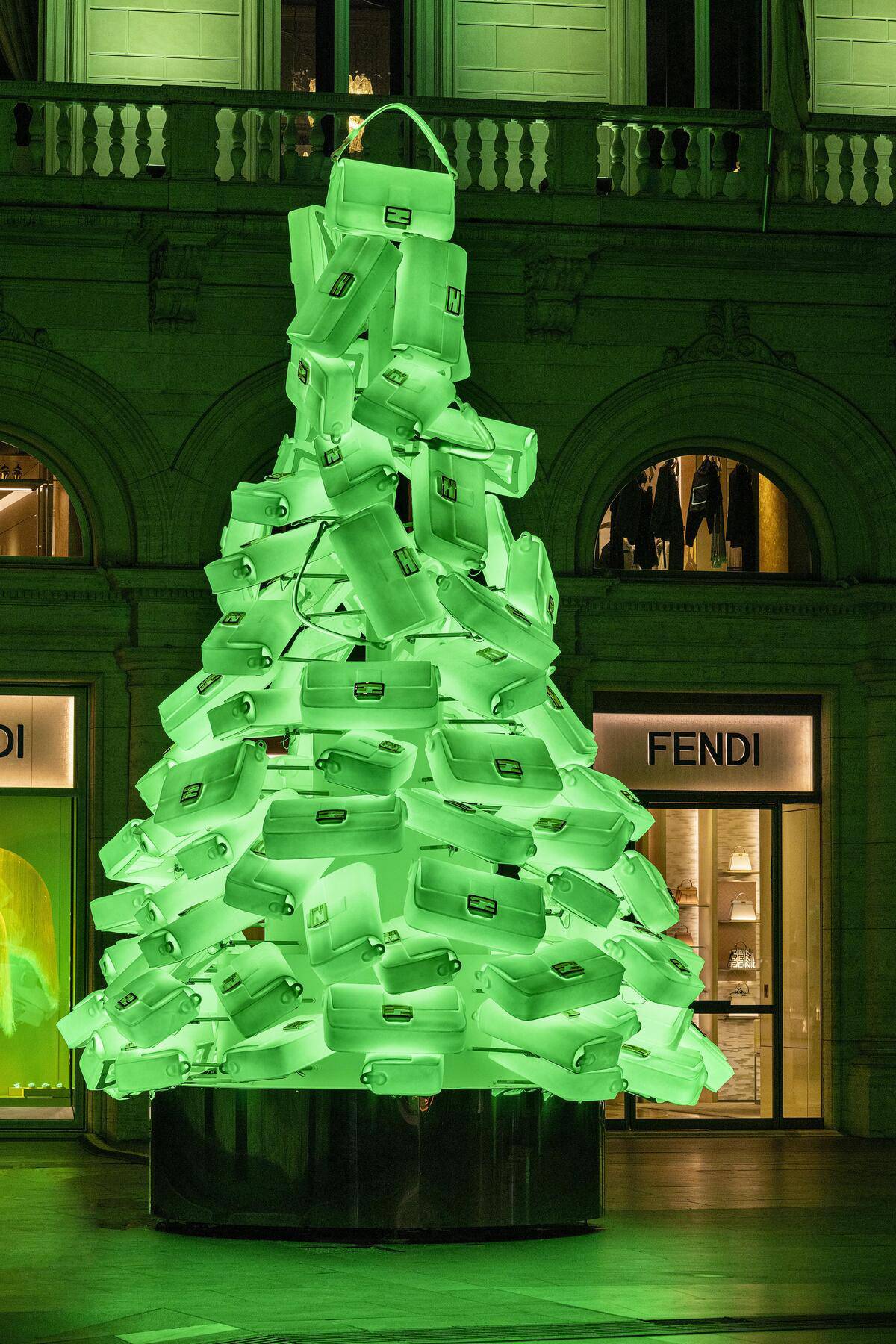 Fendi Christmas Tree made of luminescent Baguette bag-shapes in Rome ...