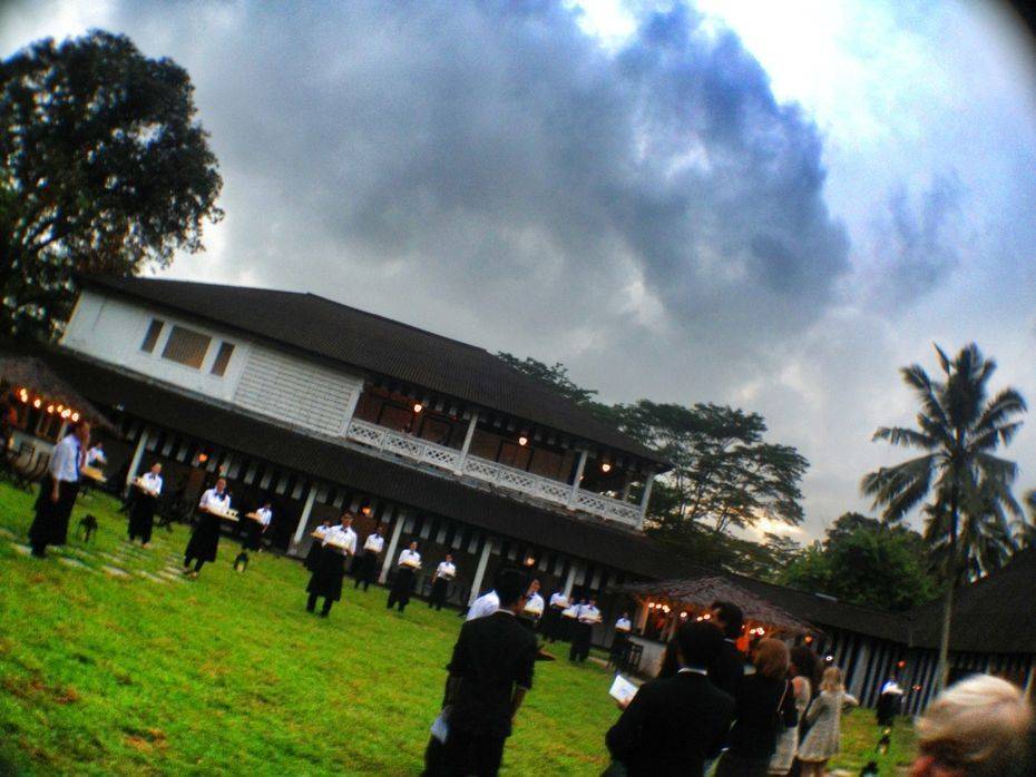 Chanel Cruises into Loewen Cluster @ Dempsey Hill | SENATUS