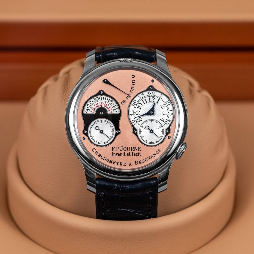 F.P. Journe Chronomètre à Résonance - the only wrist-watch in the world ...