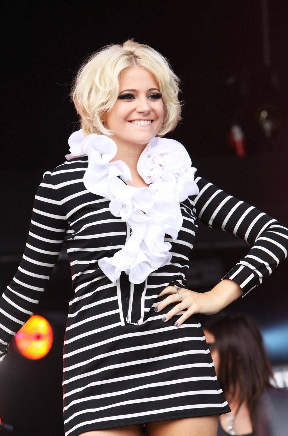Pixie Lott @ "Party in the Park 2011" Concert in Leeds | SENATUS