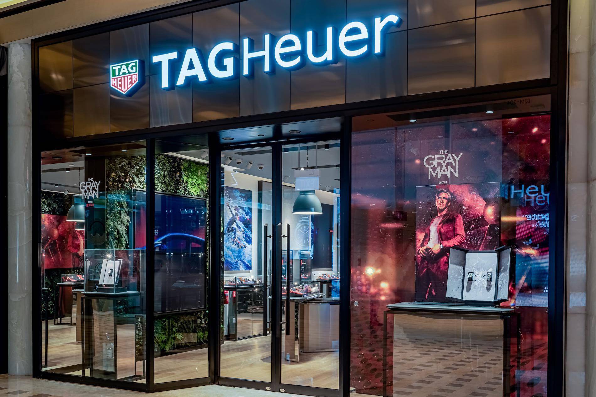 TAG Heuer Opens New Boutique at Marina Bay Sands in Singapore | SENATUS
