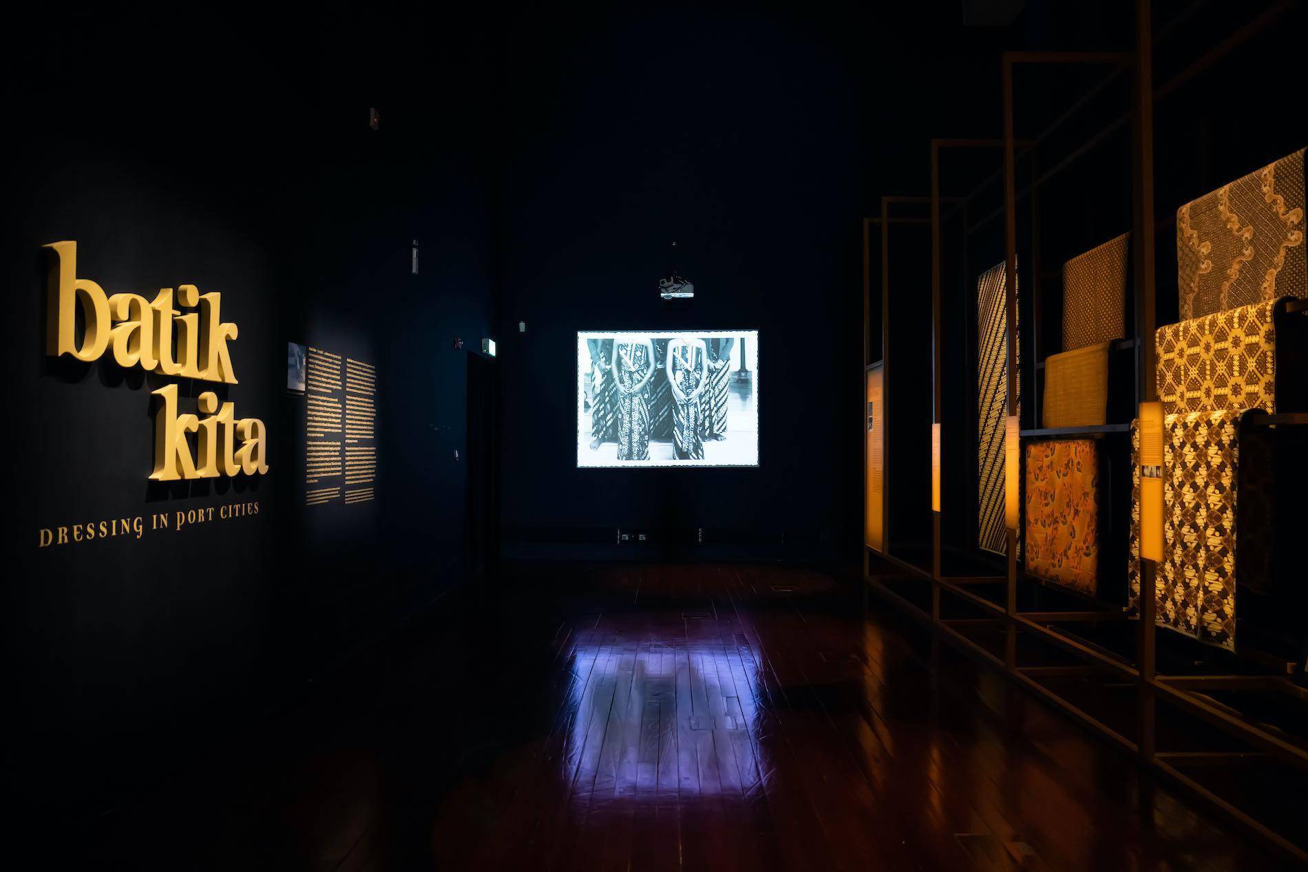 Asian Civilisations Museum in Singapore Hosts Batik Exhibition | SENATUS