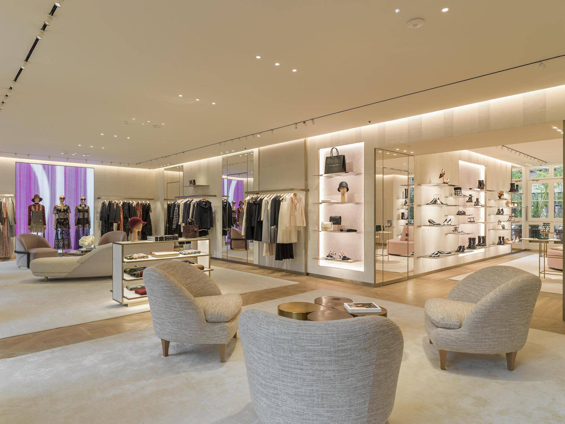 Dior Flagship Store Relocates to Champs-Elysées | SENATUS