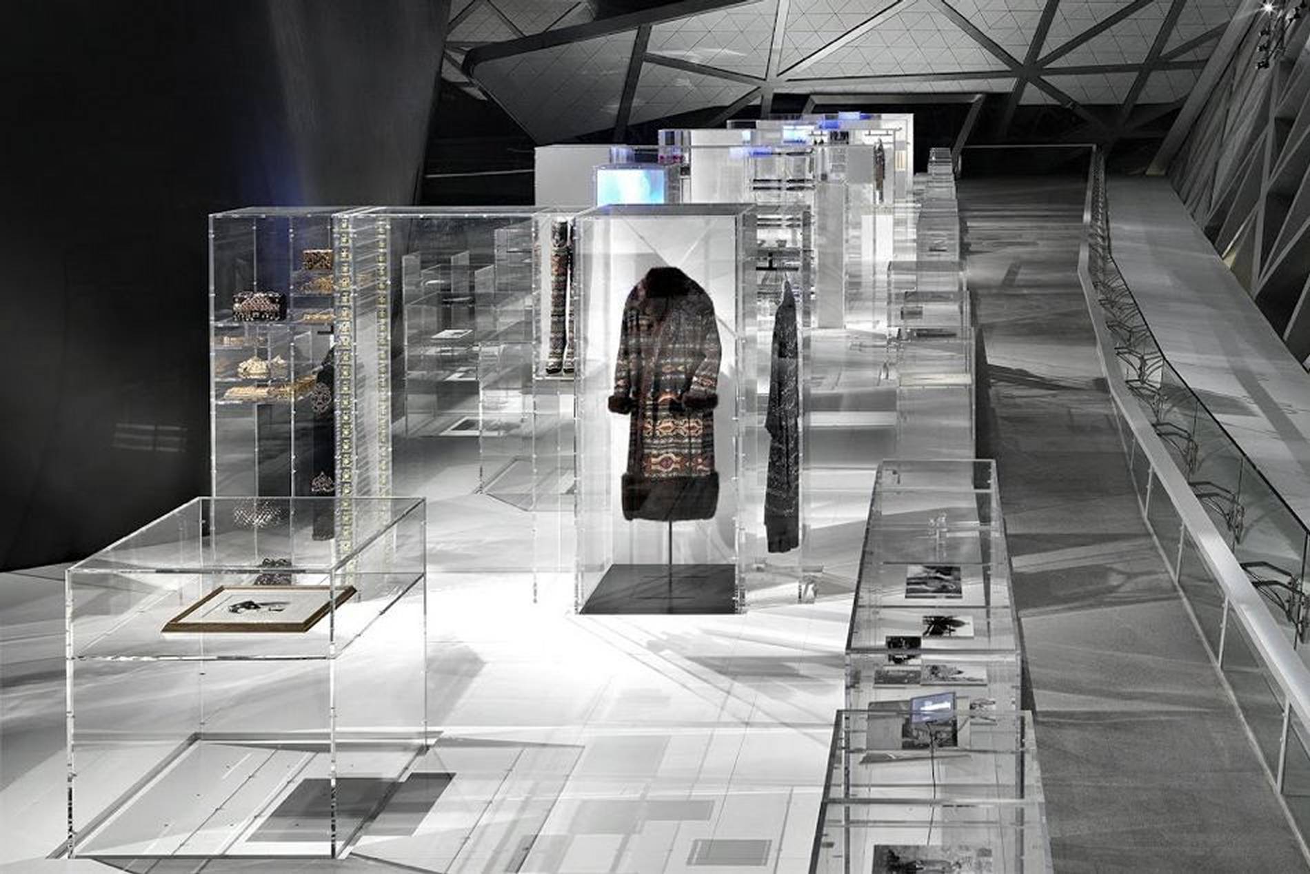 N° 5 Culture Chanel Exhibition at Palais de Tokyo in Paris | SENATUS